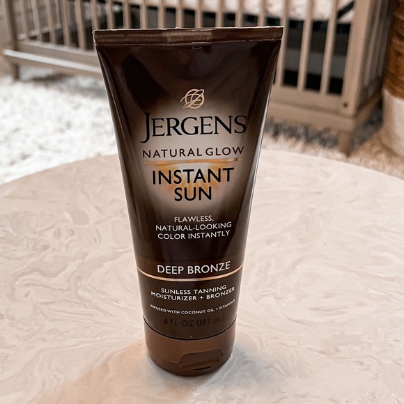 Jergen’s | Bath & Body | Jergens Instant Glow Self Tanner | Poshmark